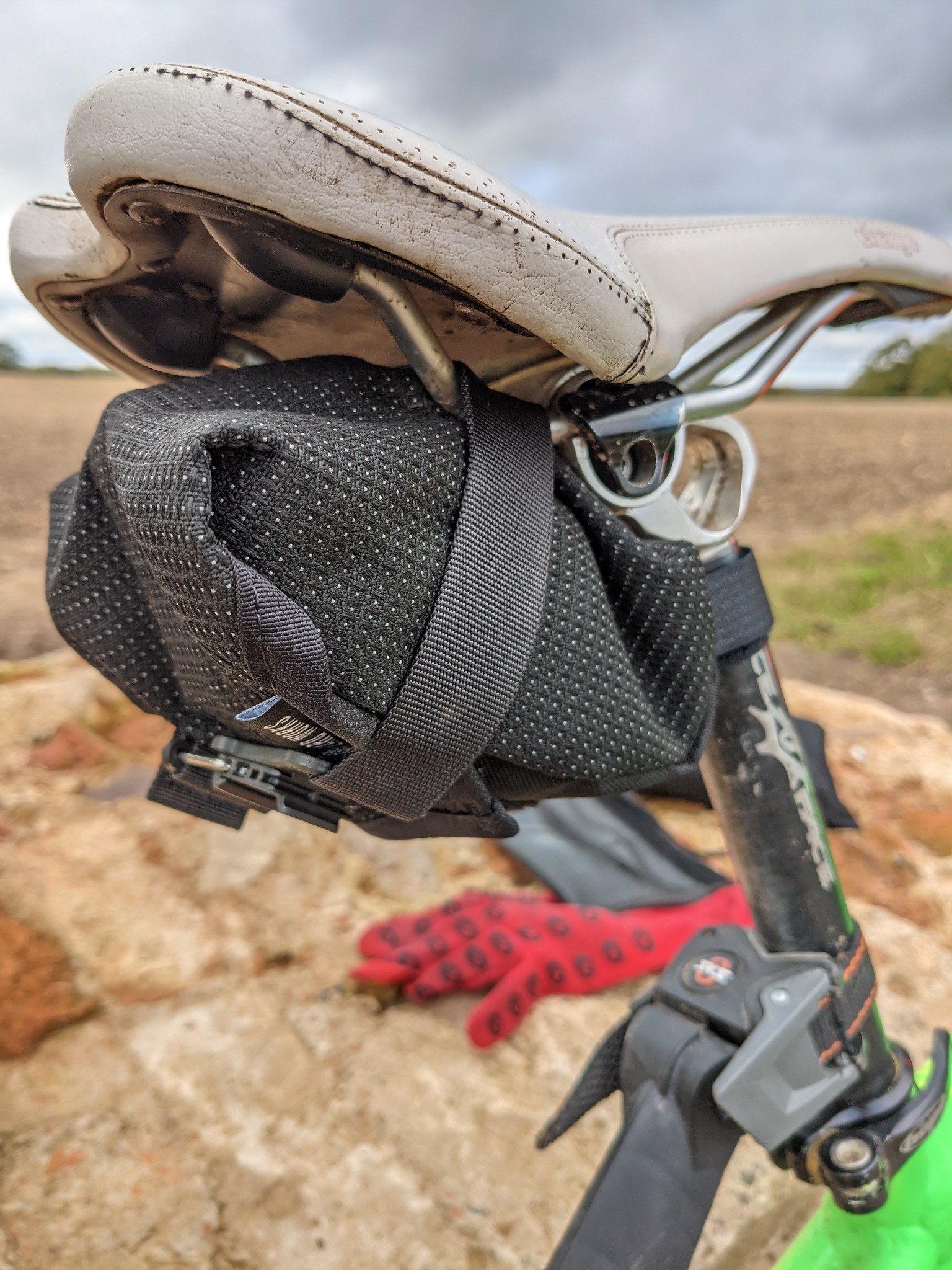 Wizard Works Wiz Viz Bike Bags – UK GRAVEL COLLECTIVE